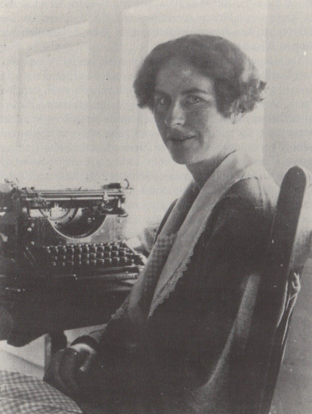 TRAVELS WITH ZENOBIA PART 1 | Simanaitis Says