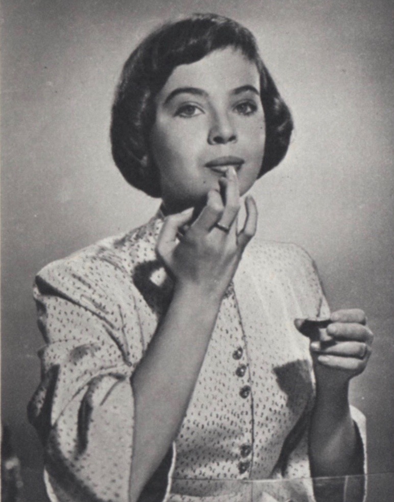 GLAMOUR | Simanaitis Says