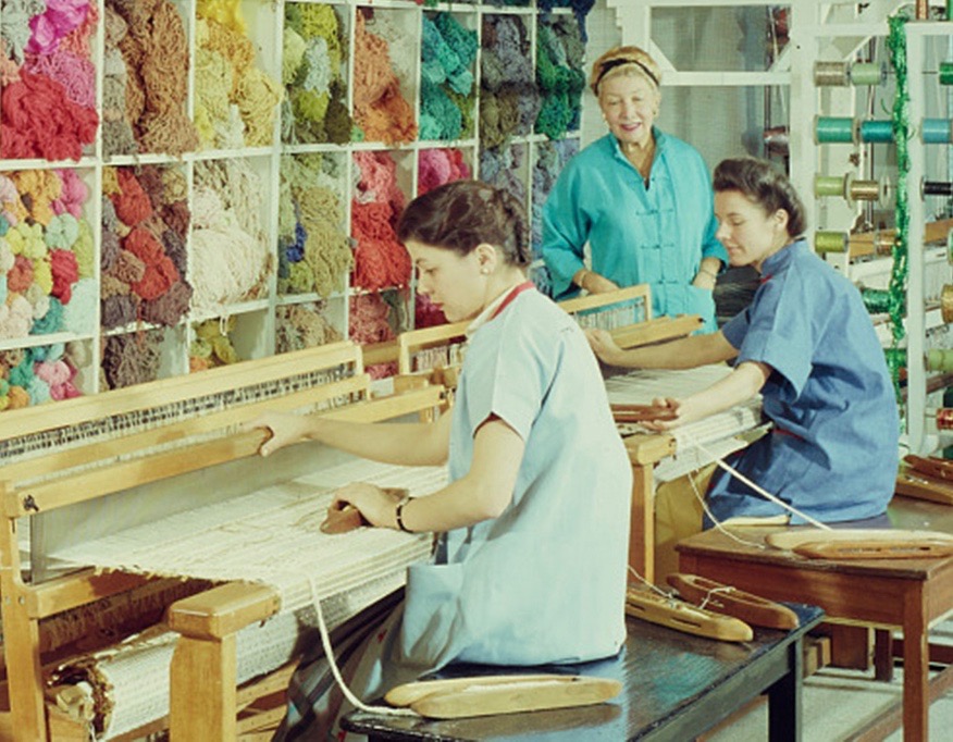 WEAVNG A LIFE OF ART: DOROTHY LIEBES | Simanaitis Says